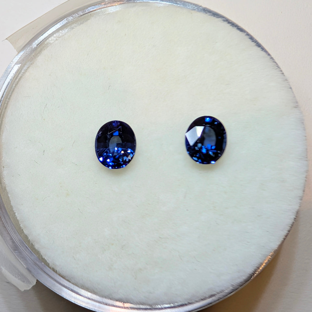 Oval Blue Sapphire Pair 2=0.54ct – Plumb Gold & Plumb Silver